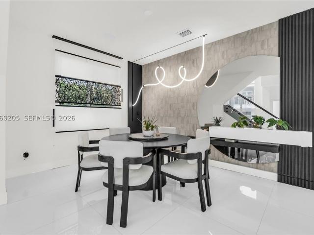 Luxury Villa for sale in Doral, Florida