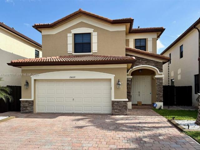 Luxury Villa for sale in Doral, Florida
