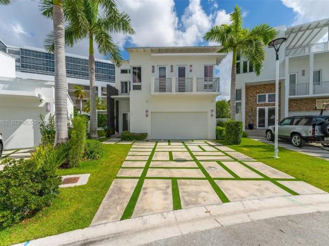 Luxury Villa for sale in Doral, United States