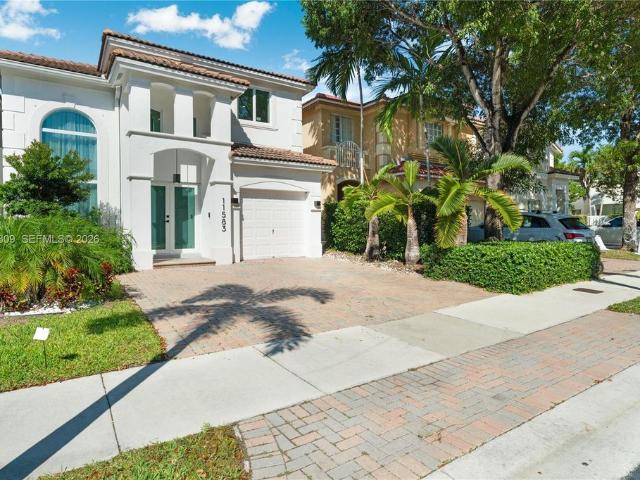 Luxury Villa for sale in Doral, United States
