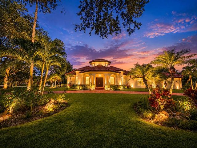 Luxury Villa for sale in Davie, Florida
