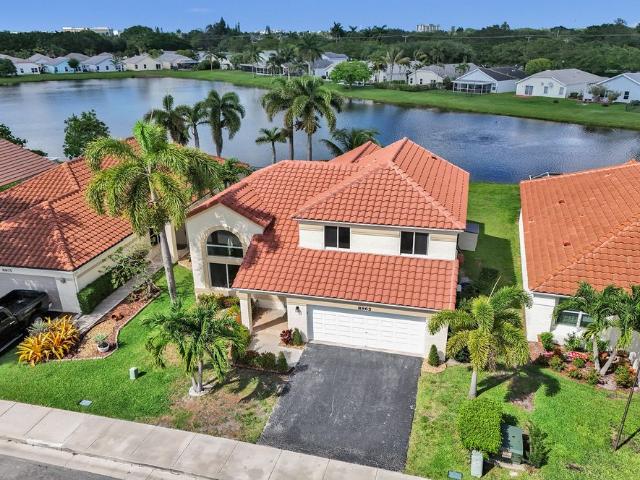 Luxury Villa for sale in Davie, Florida