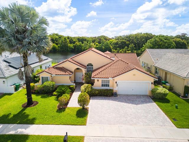 Luxury Villa for sale in Davie, Florida