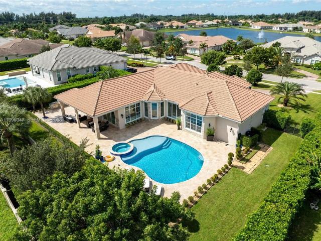 Luxury Villa for sale in Davie, Florida