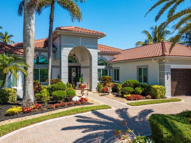 Luxury Villa for sale in Davie, Florida