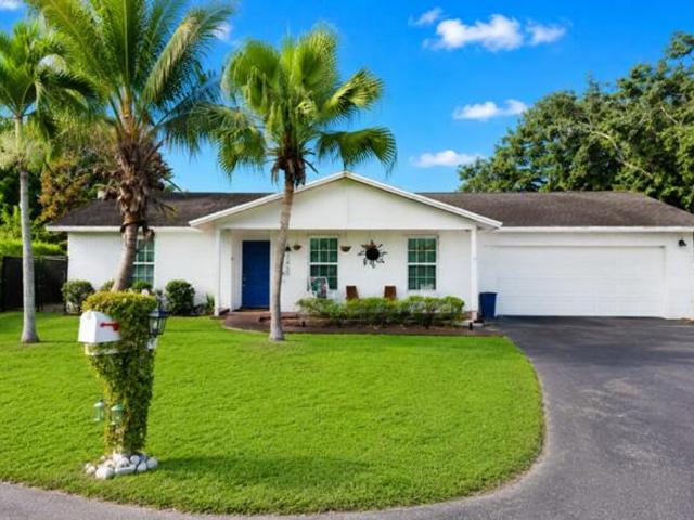 Luxury Villa for sale in Davie, Florida