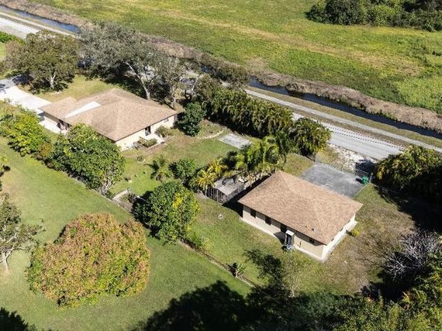 Luxury Villa for sale in Davie, Florida