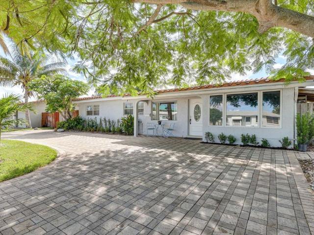 Luxury Villa for sale in Deerfield Beach, Florida
