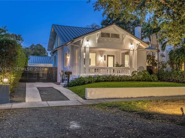 Luxury Villa for sale in El Portal, Florida