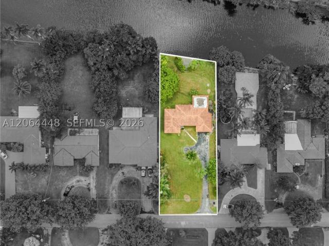 Luxury Villa for sale in El Portal, United States
