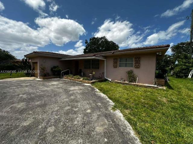 Luxury Villa for sale in El Portal, United States
