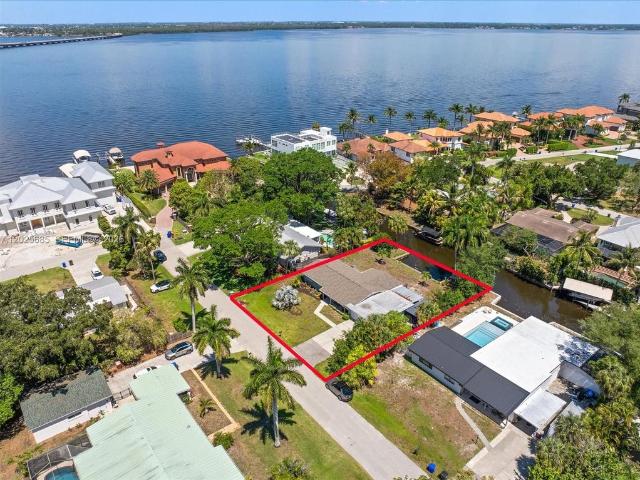 Luxury Villa for sale in Fort Myers, Florida