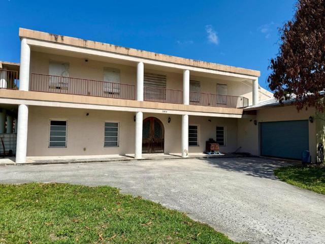 3 bedroom luxury Villa for sale in Fort Pierce, Florida