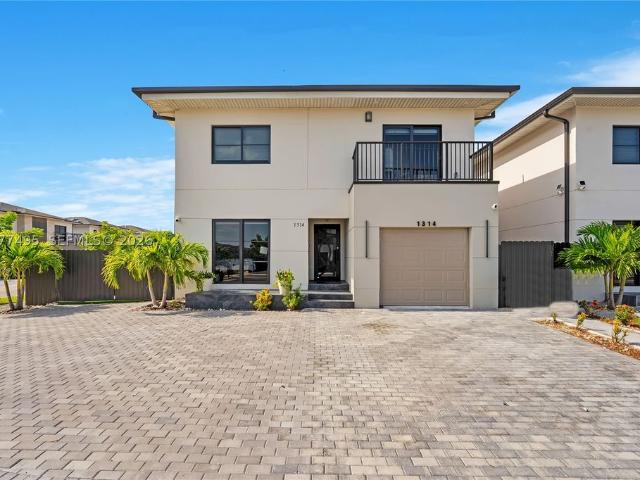 Luxury Villa for sale in Florida City, Florida