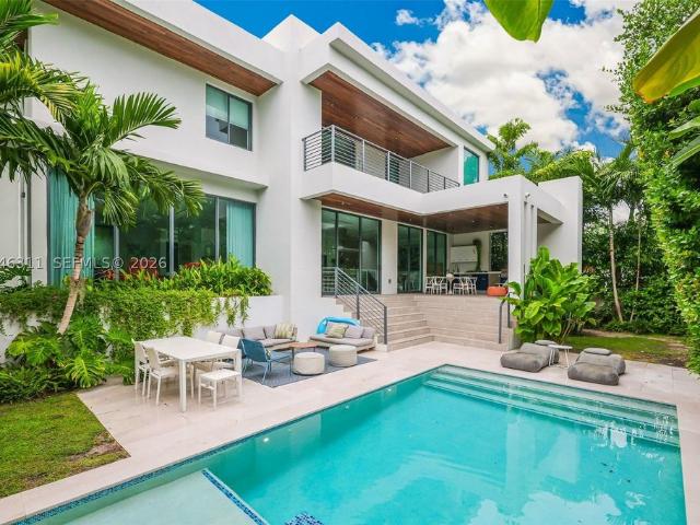 Luxury Villa for sale in Key Biscayne, Florida