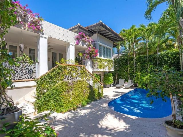 Luxury Villa for sale in Key Biscayne, Florida