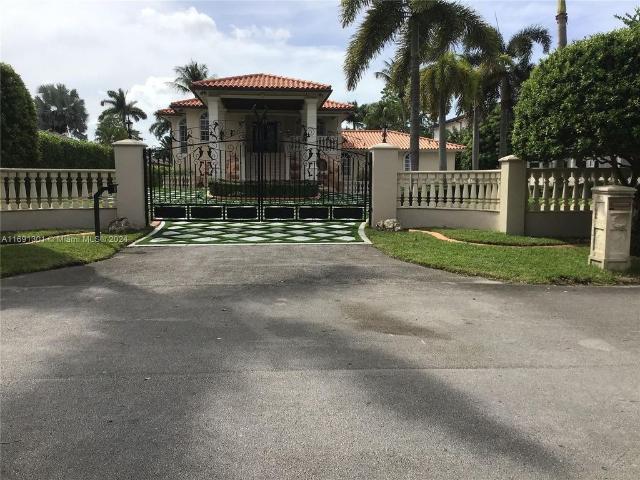 Luxury Villa for sale in Kendall West, Florida
