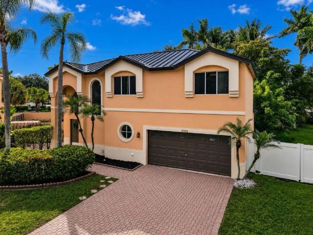 Luxury Villa for sale in Hollywood Beach Gardens, United States