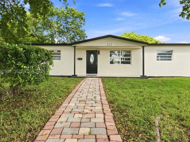 Luxury Villa for sale in Hollywood, Florida
