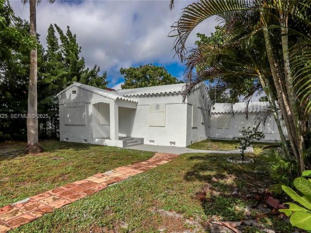 Luxury Villa for sale in Hollywood, Florida