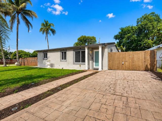 Luxury Villa for sale in Hollywood, Florida