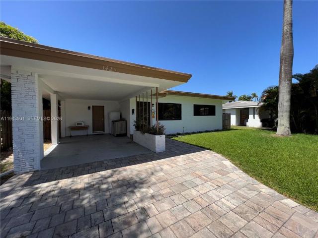 Luxury Villa for sale in Hollywood, Florida