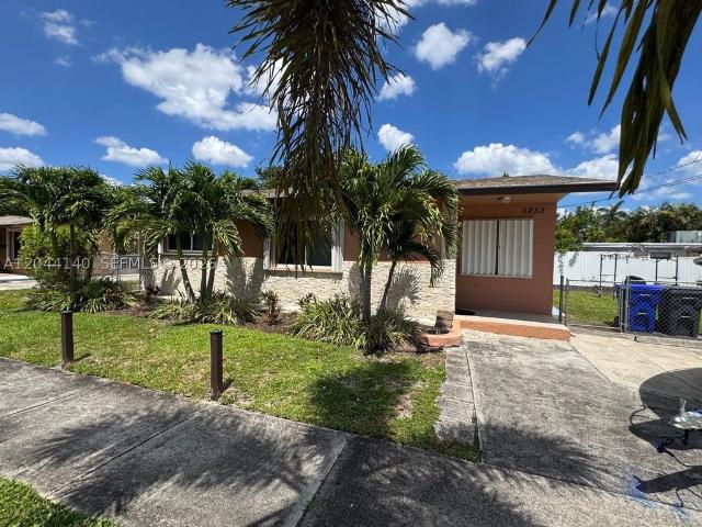 Luxury Villa for sale in Hollywood, Florida