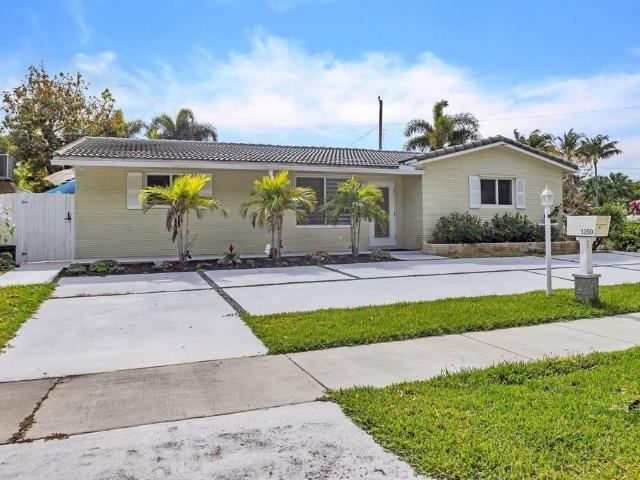 Luxury Villa for sale in Hollywood, Florida