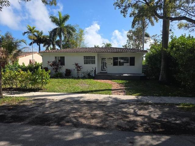 Luxury Villa for sale in Hollywood, Florida