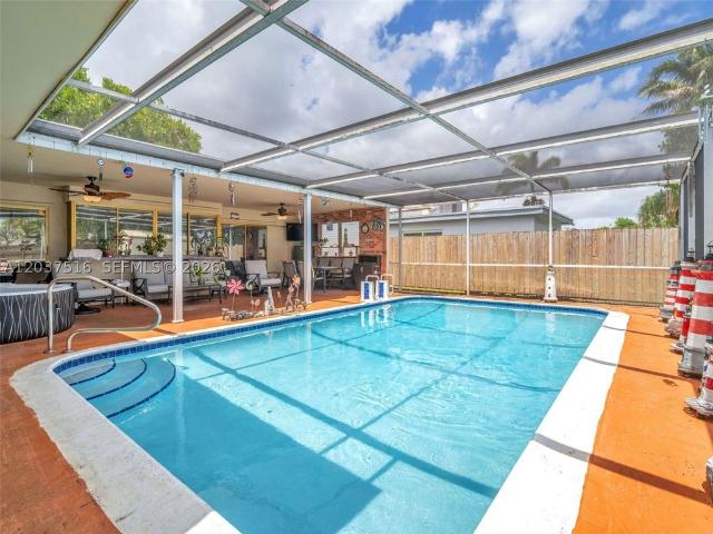 Luxury Villa for sale in Hollywood, Florida