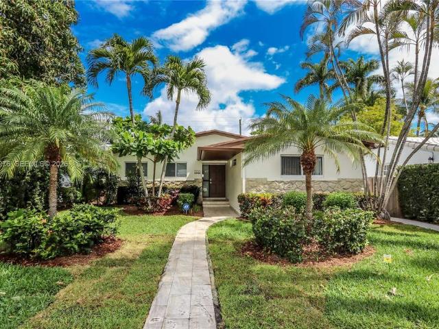 Luxury Villa for sale in Hollywood, Florida