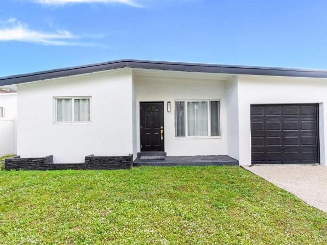 Luxury Villa for sale in Hollywood, Florida