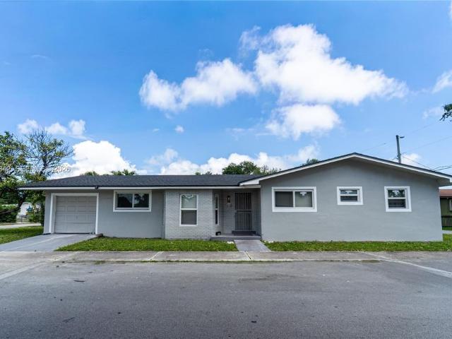 Luxury Villa for sale in Hollywood, Florida