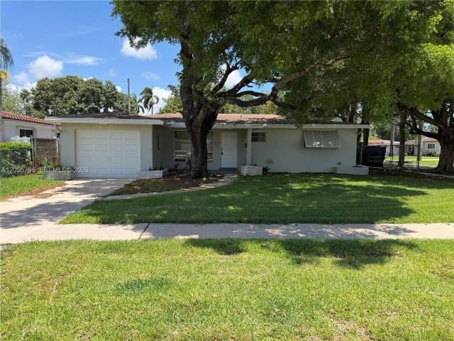 Luxury Villa for sale in Hollywood, Florida