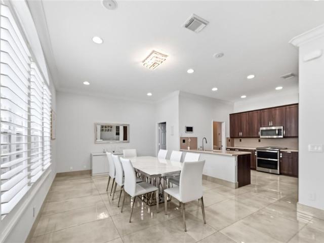 Luxury Villa for sale in Hollywood, United States