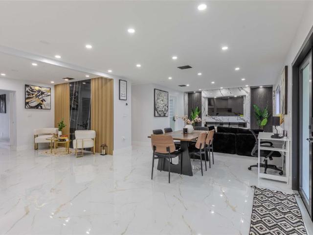 Luxury Villa for sale in Hollywood, United States