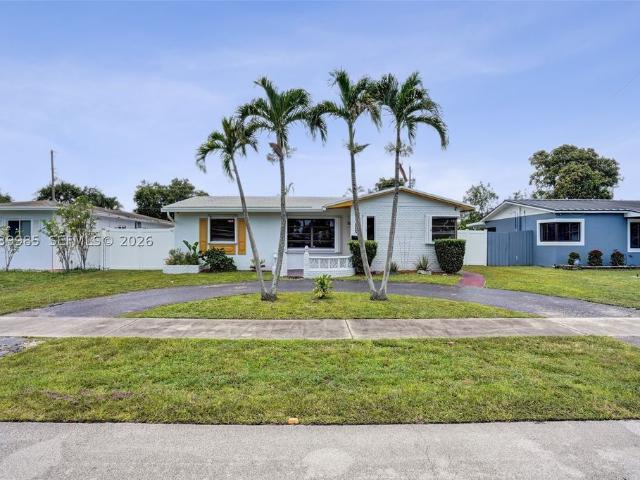 Luxury Villa for sale in Hollywood, United States