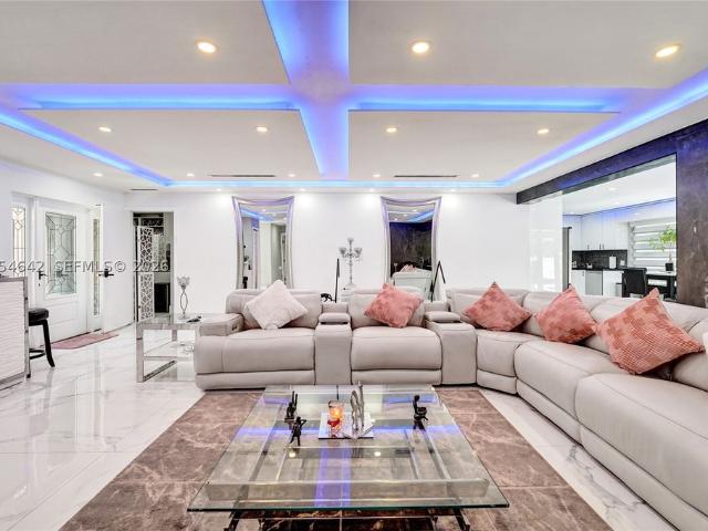 Luxury Villa for sale in Hollywood, United States