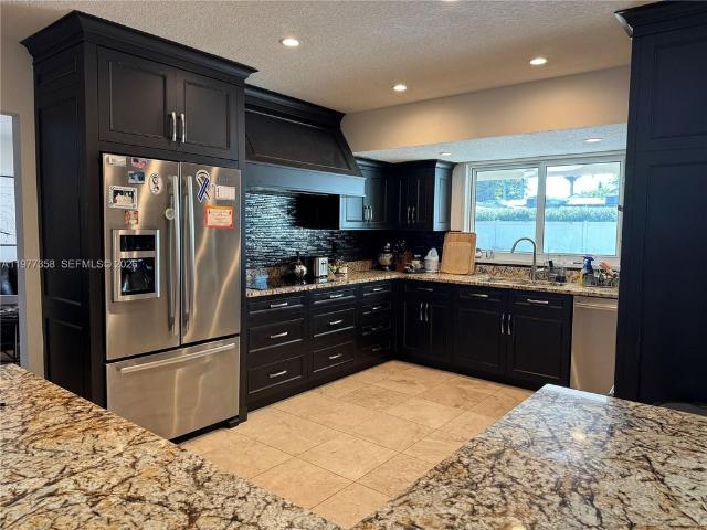 Luxury Villa for sale in Hollywood, United States