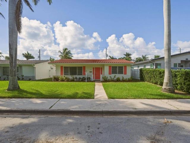 Luxury Villa for sale in Hollywood, United States
