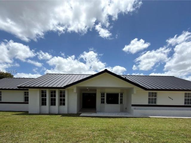Luxury Villa for sale in Homestead, Florida