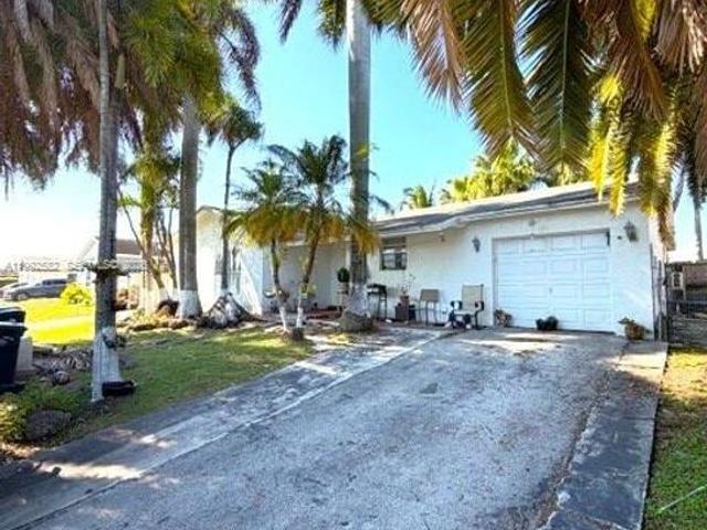 Luxury Villa for sale in Homestead, Florida