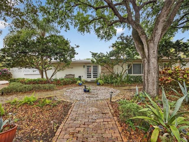 Luxury Villa for sale in Homestead, Florida