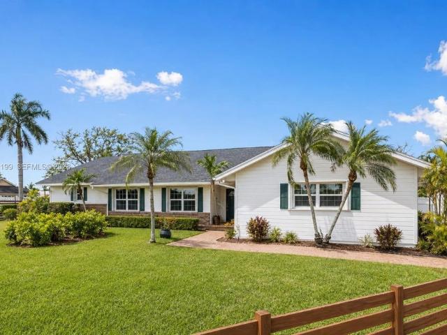 Luxury Villa for sale in Homestead, Florida