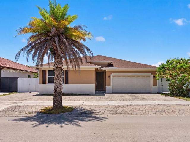 Luxury Villa for sale in Homestead, Florida