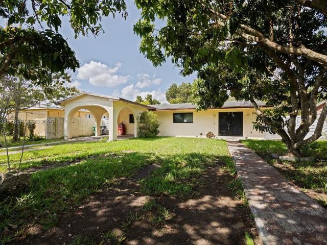 Luxury Villa for sale in Homestead, Florida