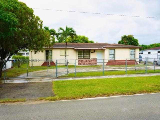 Luxury Villa for sale in Homestead, Florida