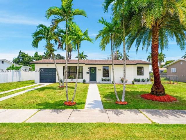 Luxury Villa for sale in Homestead, Florida