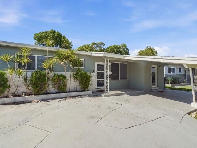 Luxury Villa for sale in Hallandale, United States