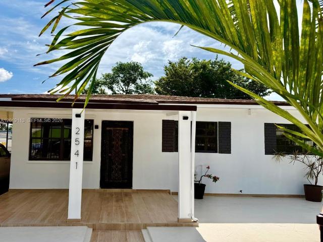 Luxury Villa for sale in Hialeah, United States